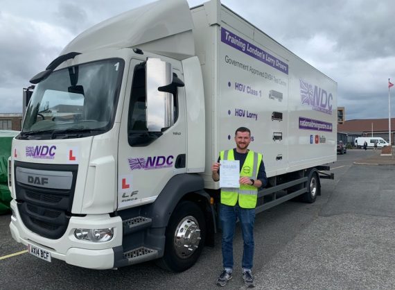 C Class 2 HGV/LGV Lorry Training in London | 500+ 5 Star Ratings